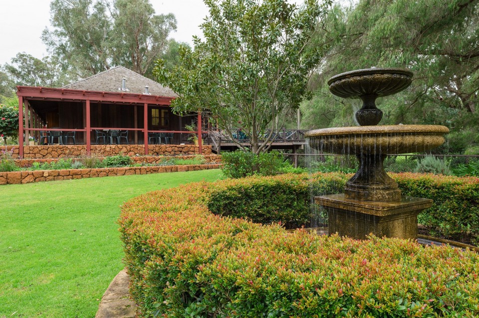 Stirling Cottage – Rob Dose, Landscape and Portrait photography – Perth ...